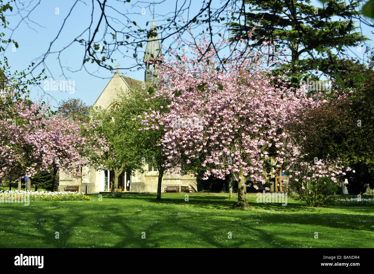 St johns church boxmoor hi-res stock photography and images - Alamy