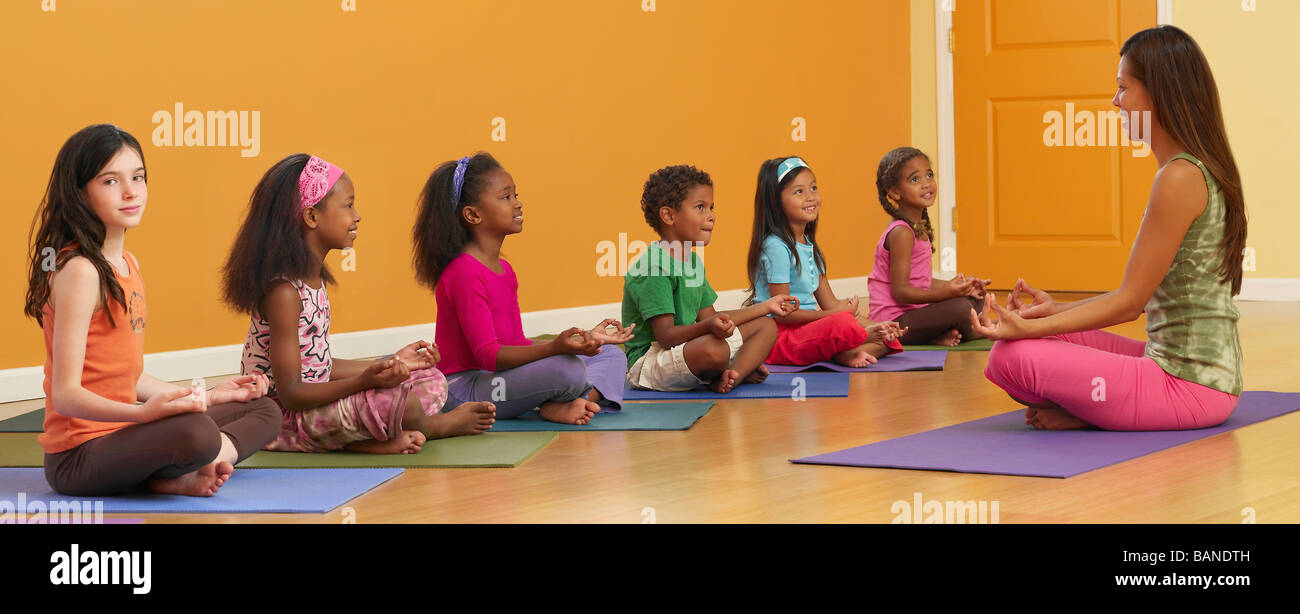 Children following teacher hi-res stock photography and images - Alamy