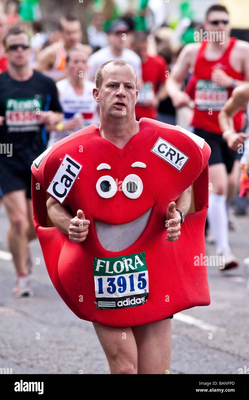 Marathon 2009 marathon runner in hi-res stock photography and images ...