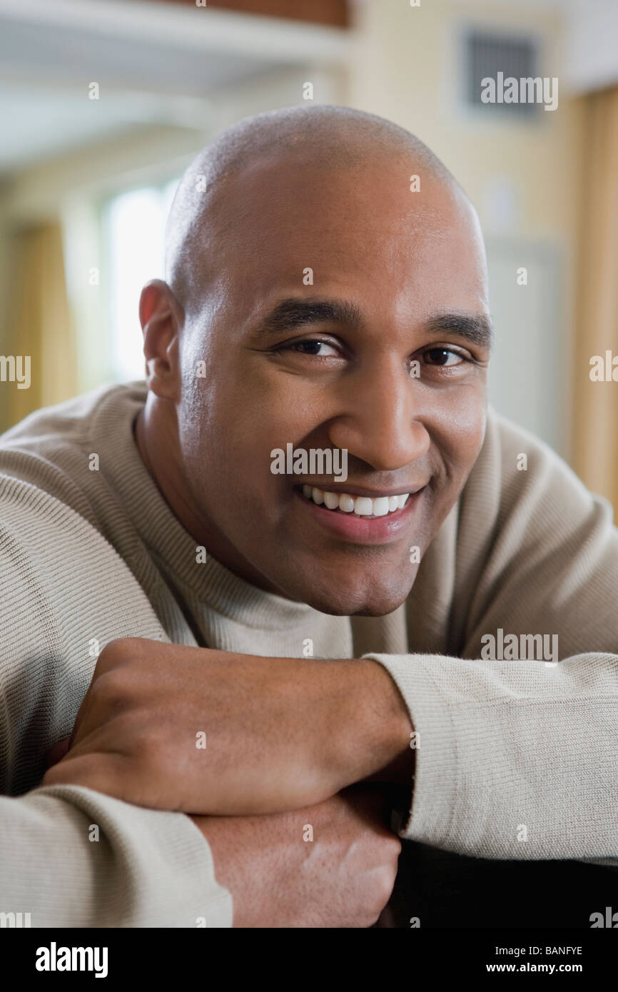 African man smiling Stock Photo - Alamy