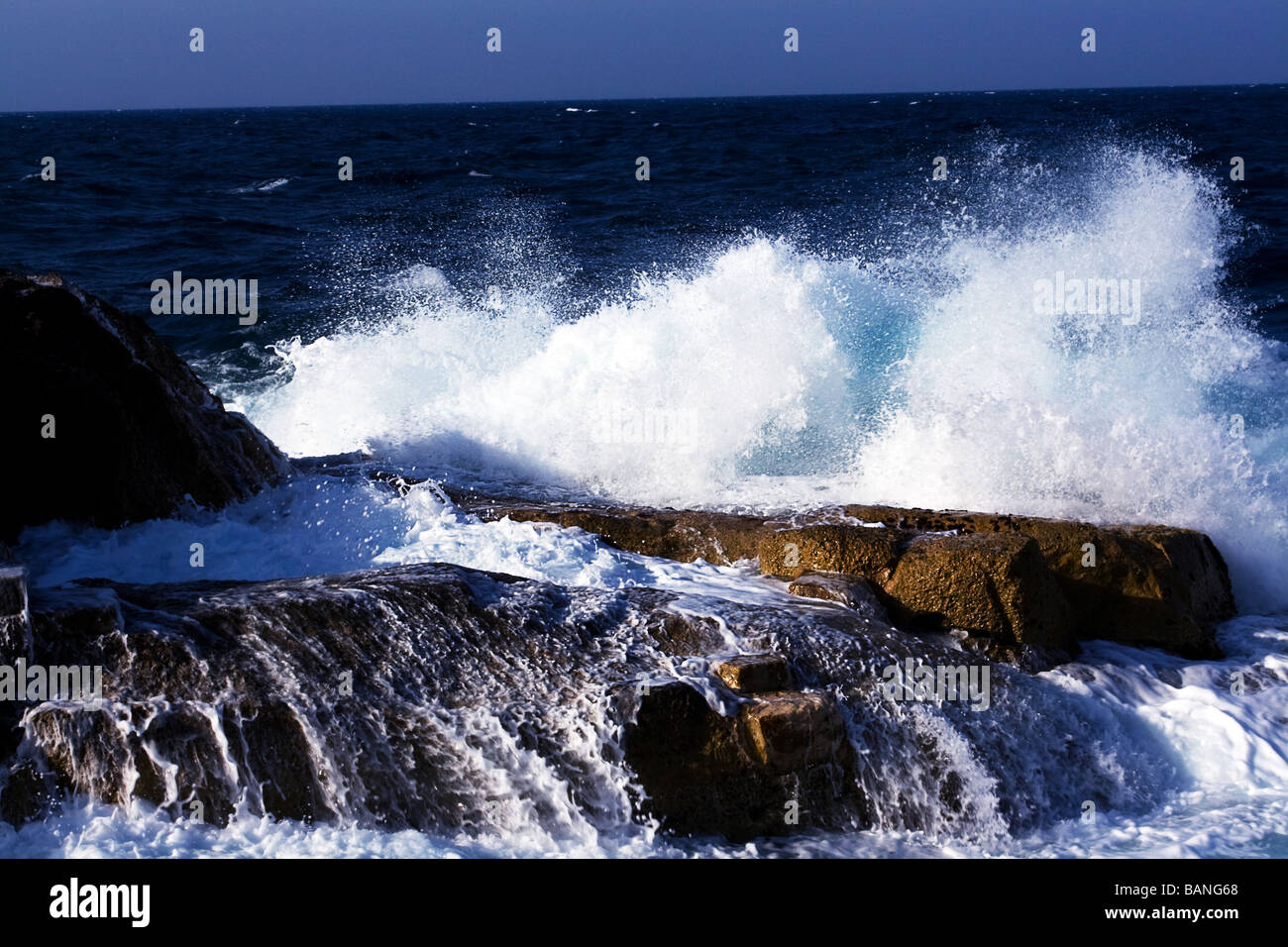 Spalshing water hi-res stock photography and images - Alamy