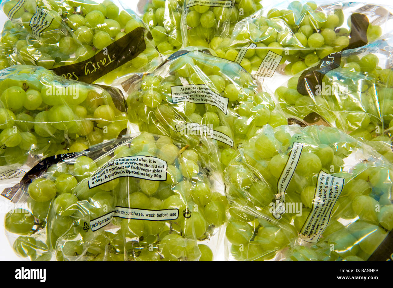 quality seedless table grape bunches packed pack box boxed sell selling ...