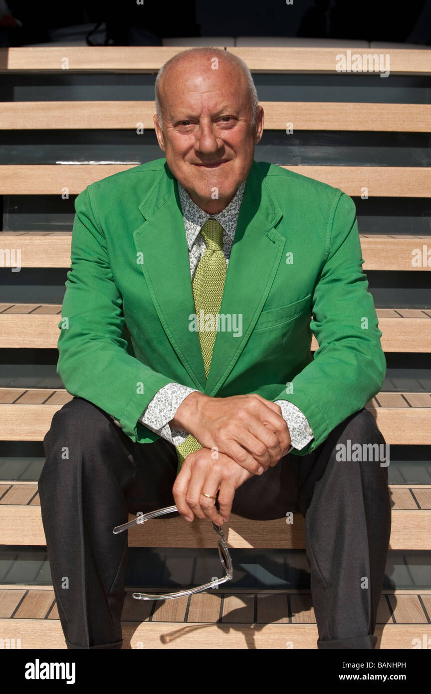 Norman foster architect hi-res stock photography and images - Alamy