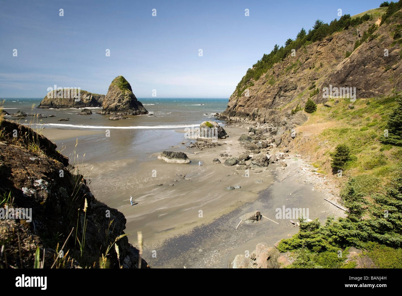Coastline north of Brookings, Oregon Stock Photo - Alamy