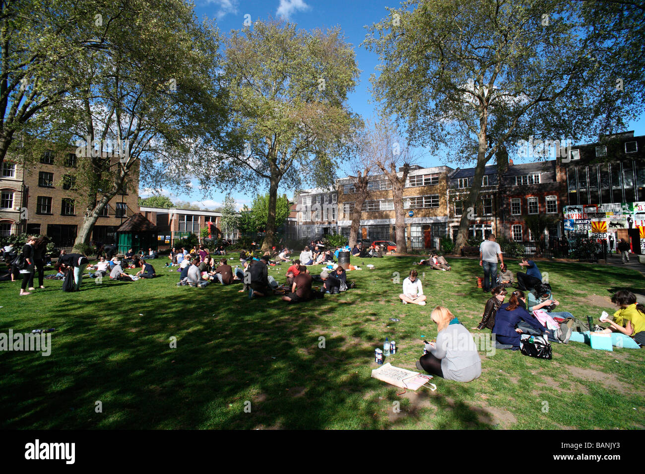 Hoxton square hi-res stock photography and images - Alamy