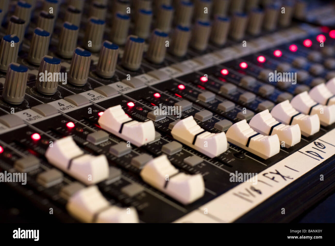 Mixing boards hi-res stock photography and images - Alamy