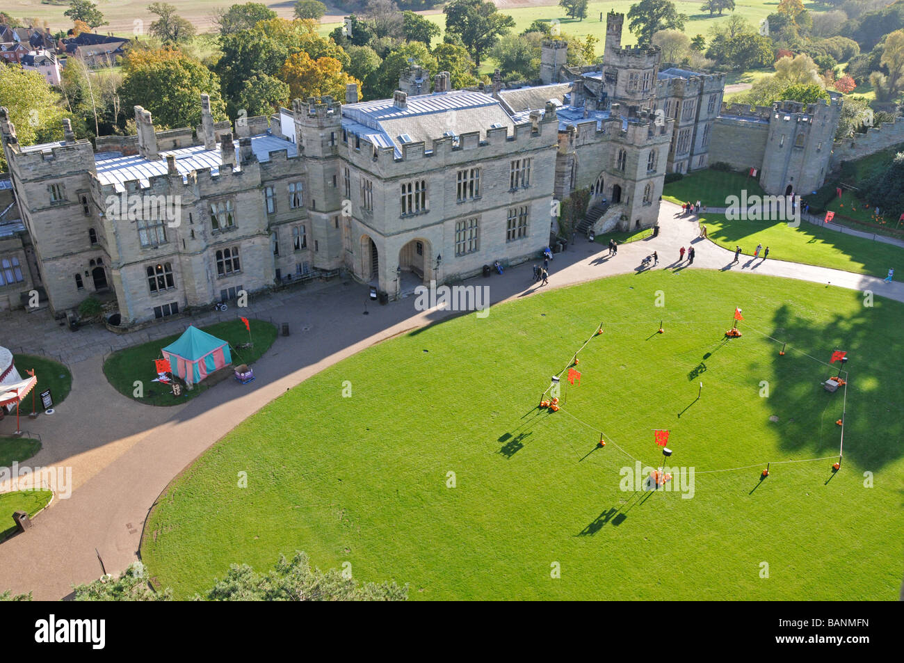Warwick castle building hi-res stock photography and images - Alamy