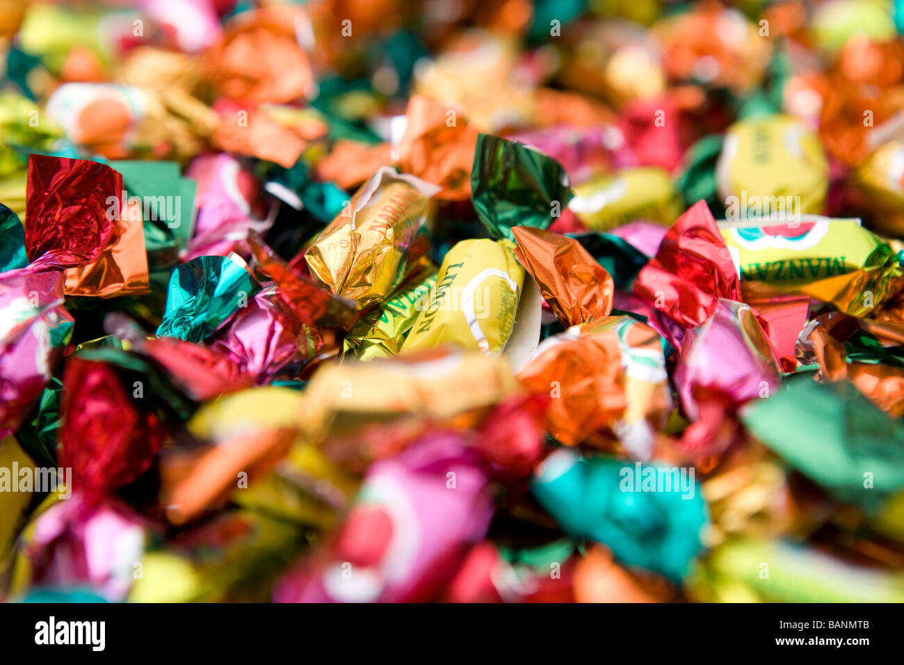Wrapped Sweets Stock Photos & Wrapped Sweets Stock Images - Alamy