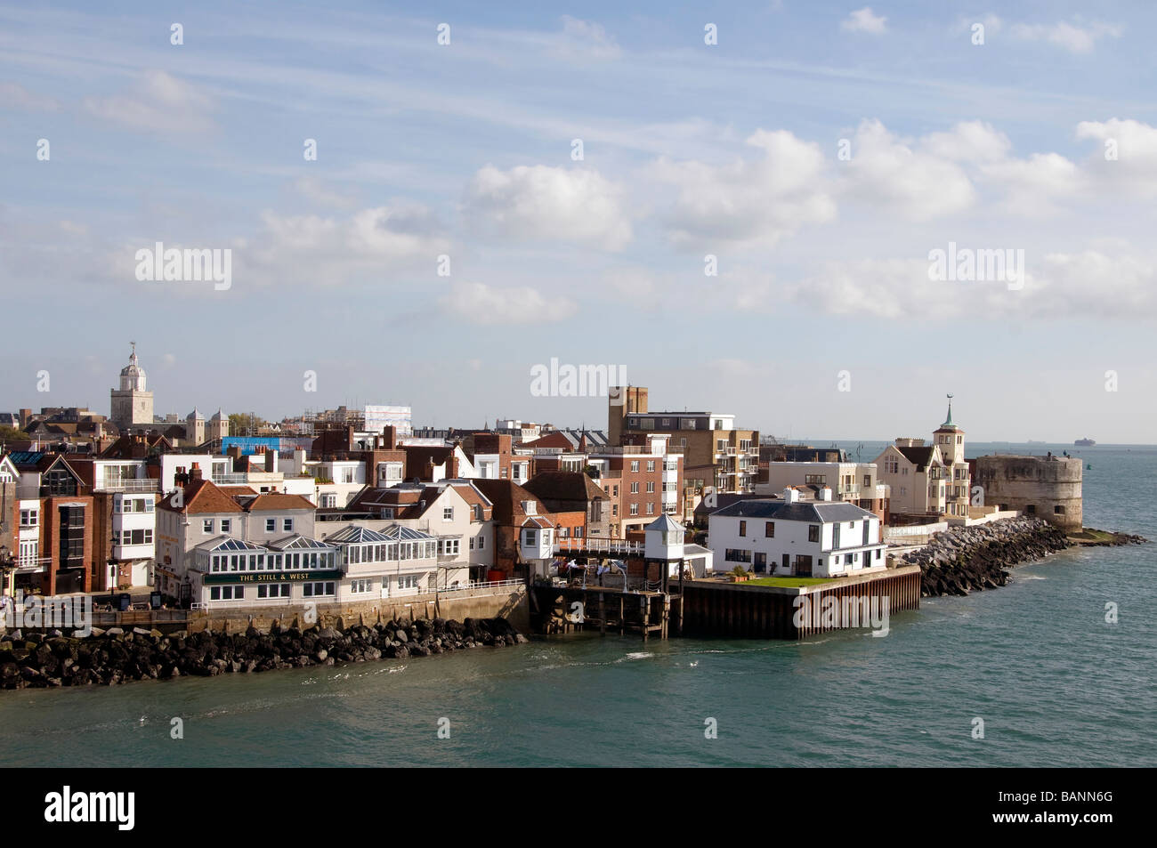 Old portsmouth harbour hi-res stock photography and images - Alamy