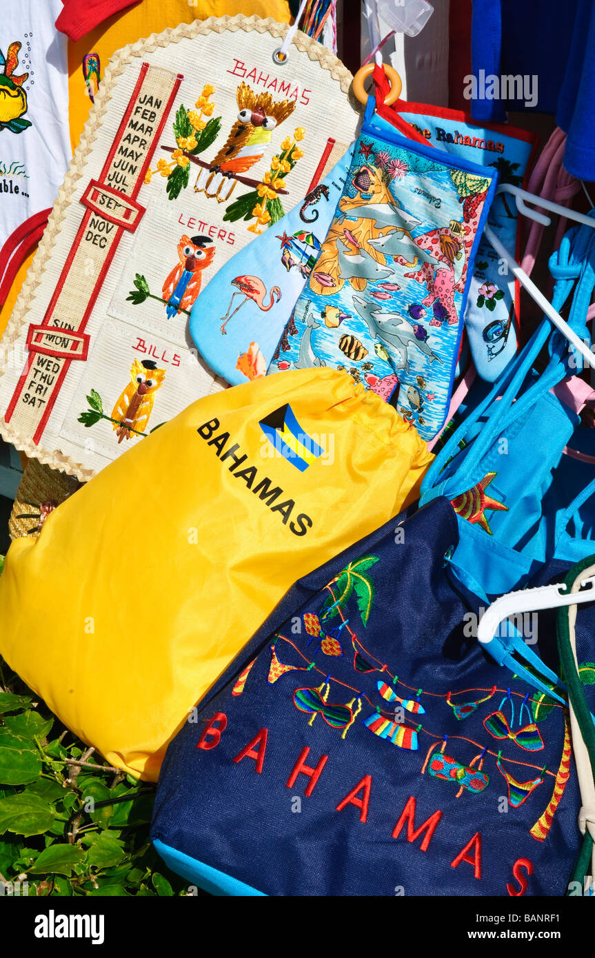 Straw market freeport bahamas hi-res stock photography and images - Alamy