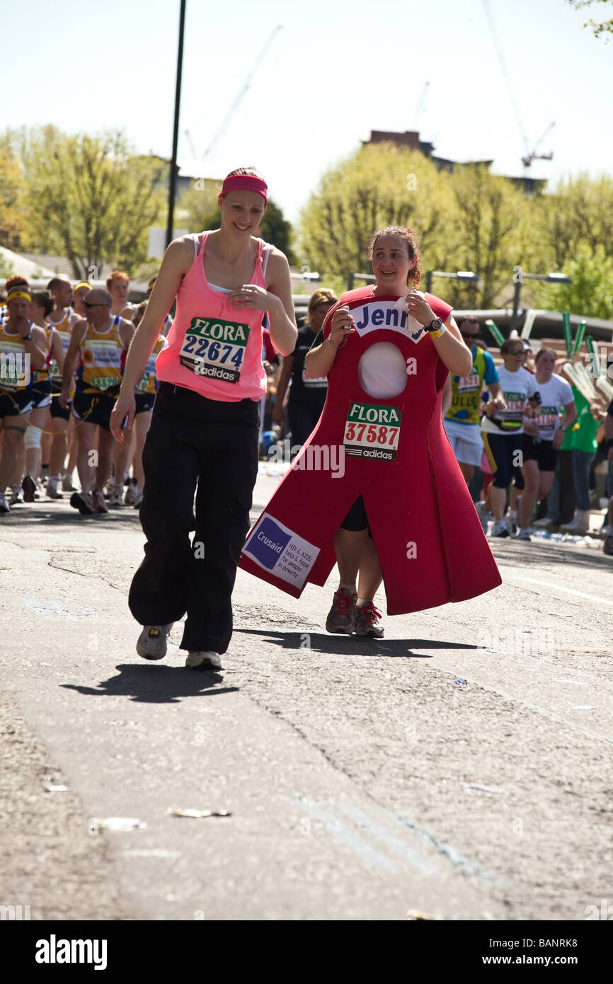Fancy dress runner on the Flora London Marathon 2009 at Mudchute mile ...