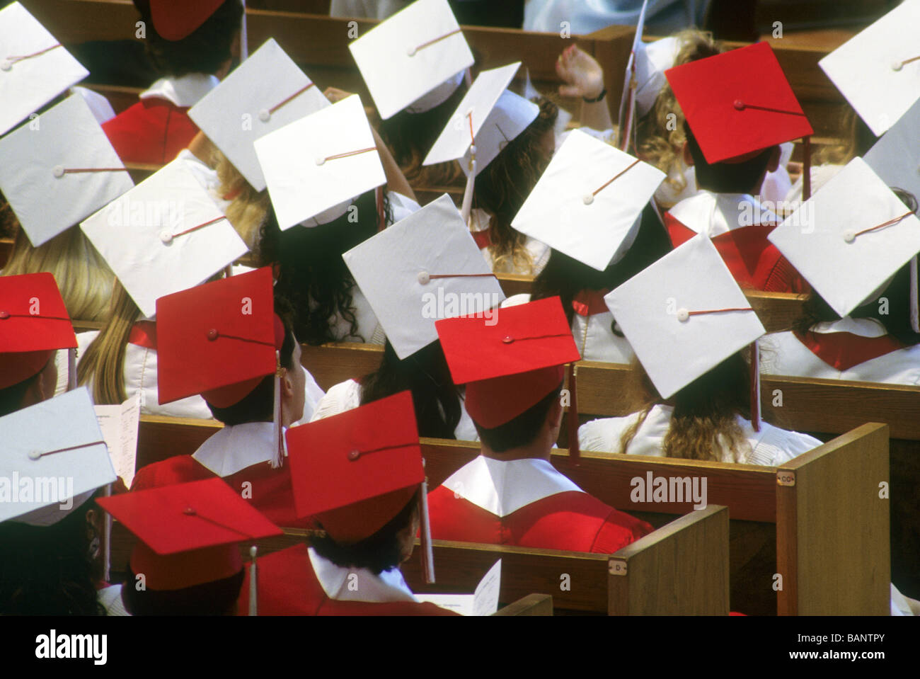 Graduation cap gown commencement senior student school promotion ...