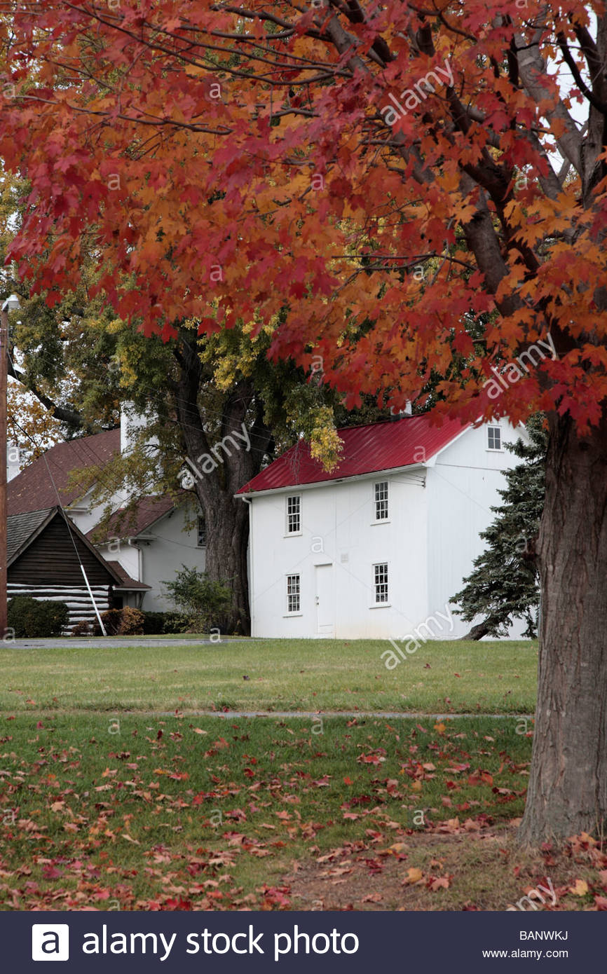 Red Tin Roof Stock Photos & Red Tin Roof Stock Images - Alamy