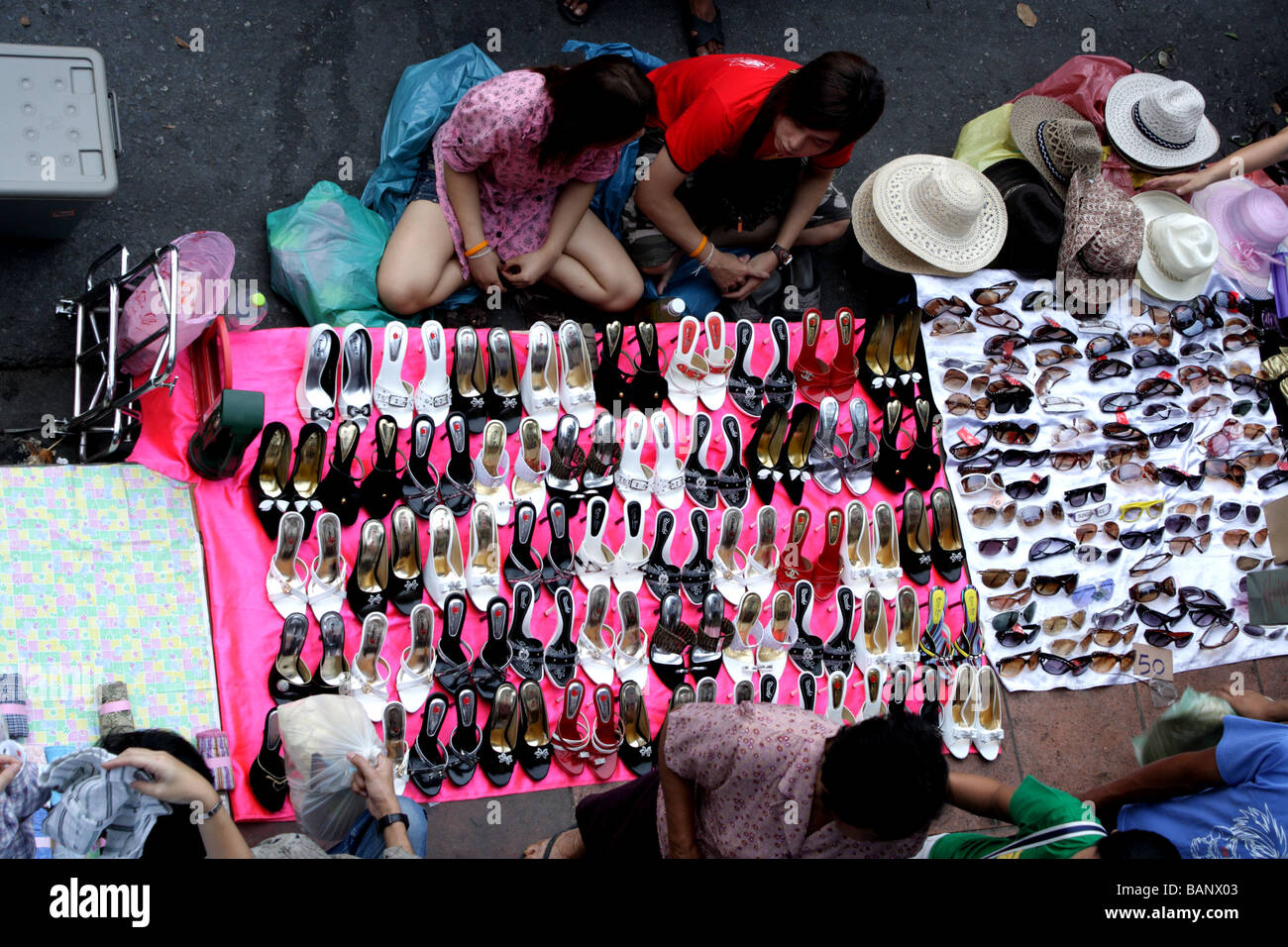 Market thailand above view hi-res stock photography and images - Alamy