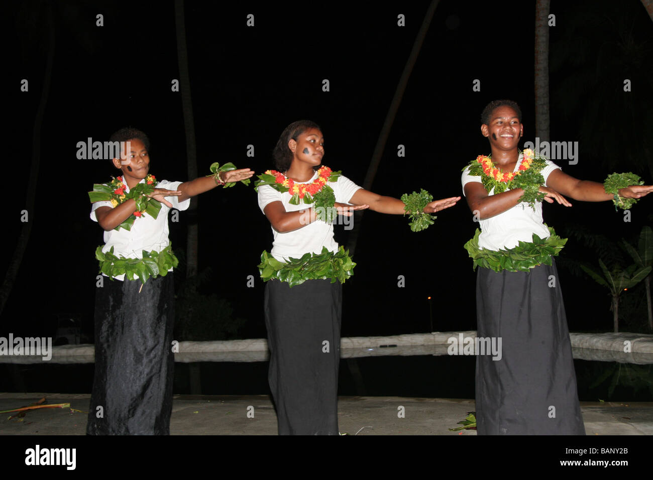 Fiji fijian traditional costume hi-res stock photography and images - Alamy