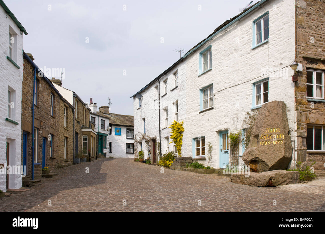 Dent village hi-res stock photography and images - Alamy
