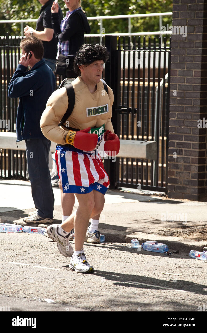 Fancy dress runner on the Flora London Marathon 2009 at Mudchute mile ...
