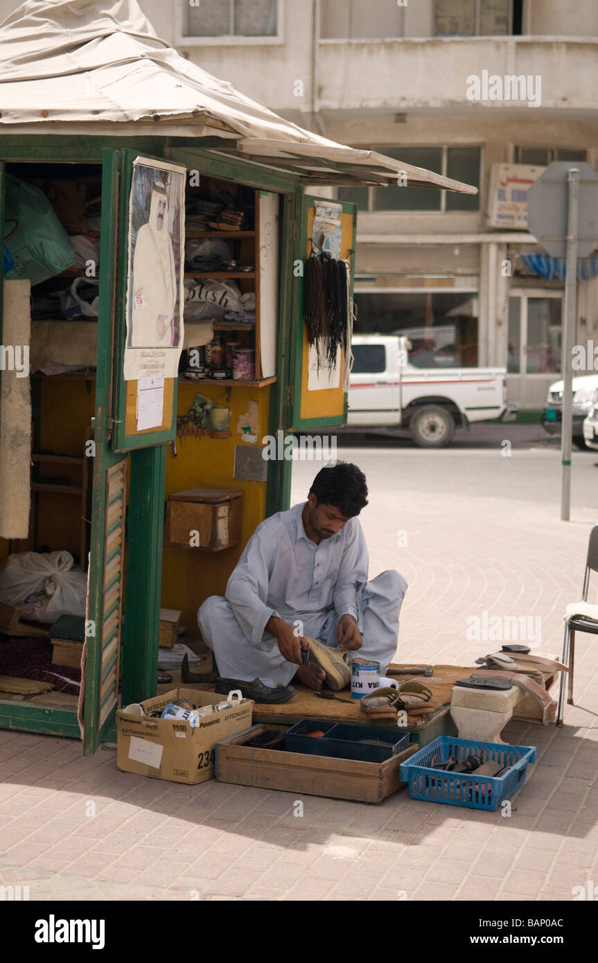 Street cobbler hi-res stock photography and images - Alamy