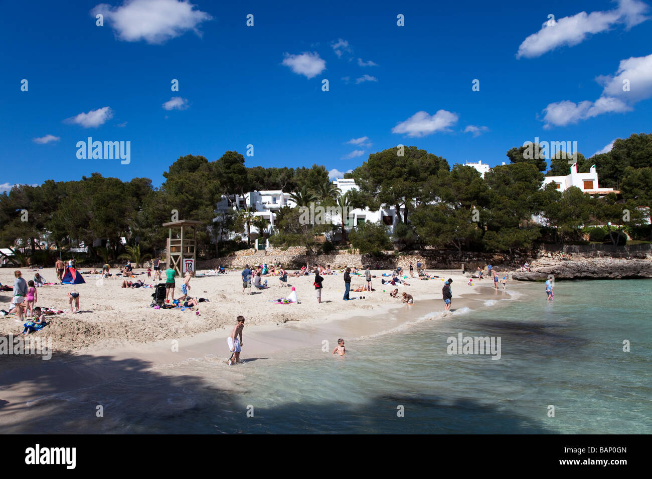 Spanish beach people hi-res stock photography and images - Alamy
