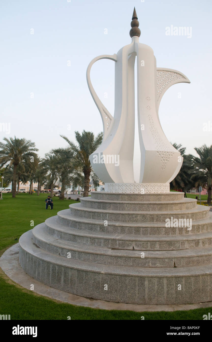 Arabic coffee pot monument High Resolution Stock Photography and Images ...