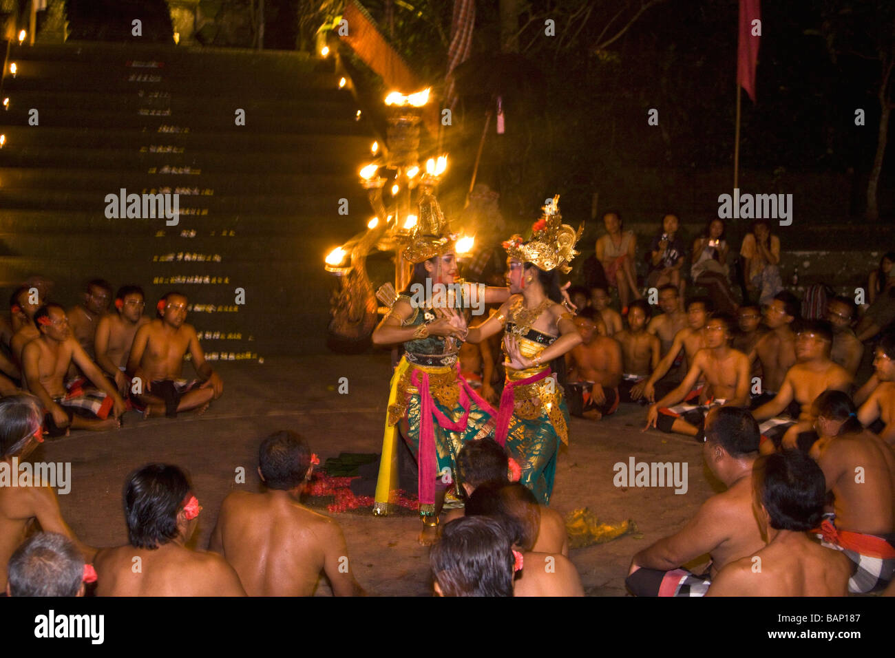 Ubud dance hi-res stock photography and images - Alamy