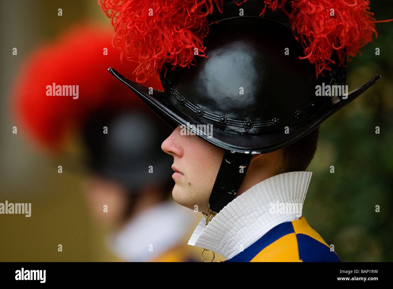 Vatican's swiss guards hi-res stock photography and images - Alamy