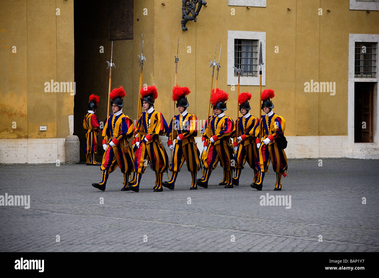 Vatican's swiss guards hi-res stock photography and images - Alamy