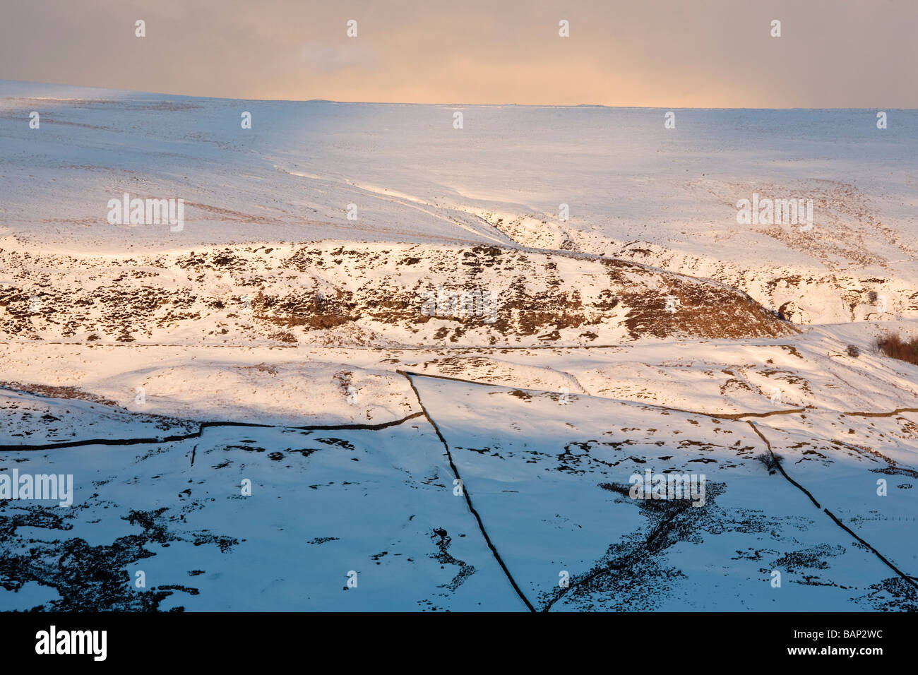Snow yorkshire blizzard hi-res stock photography and images - Alamy