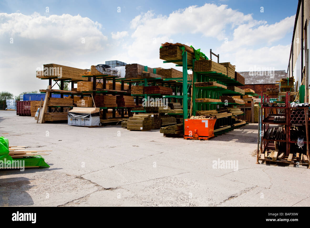 Woodyard hi-res stock photography and images - Alamy