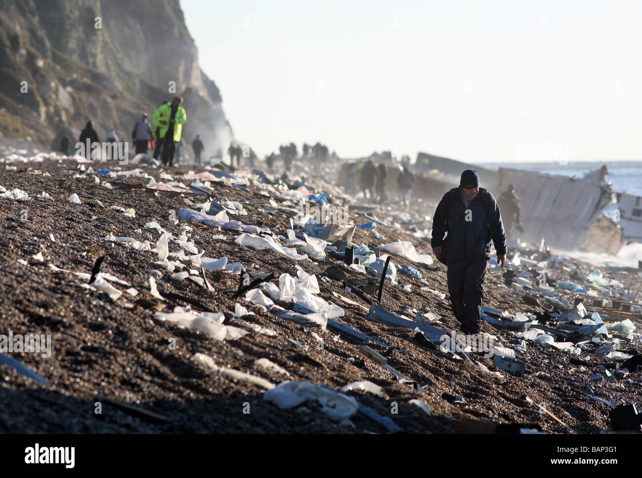 Cargo from the MSC Napoli washes up on Branscombe Beach, East Devon ...