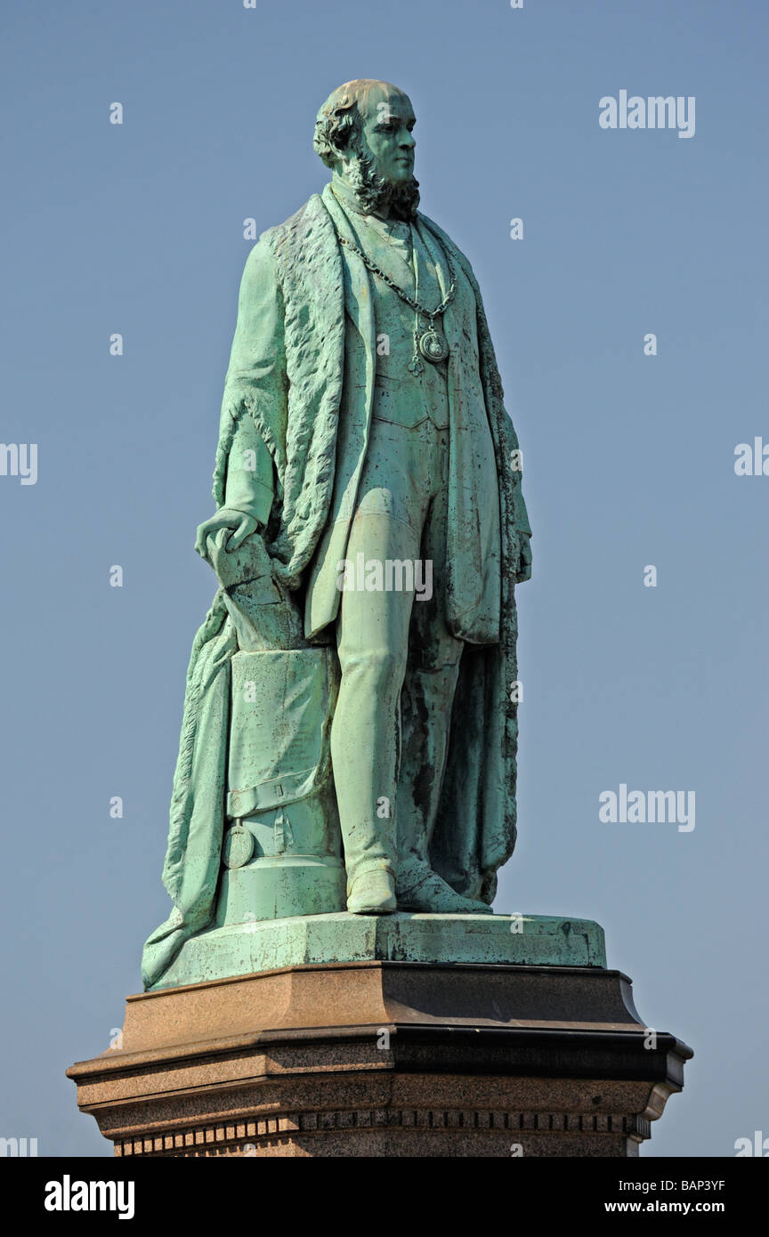 Statue of Sir James Ramsden, Ramsden Square, Barrow-in-Furness, Cumbria ...