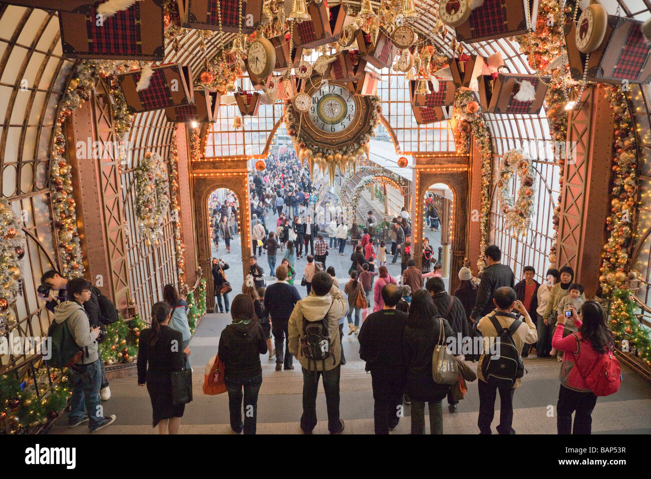 Harbour city shopping mall tsim hi-res stock photography and images - Alamy