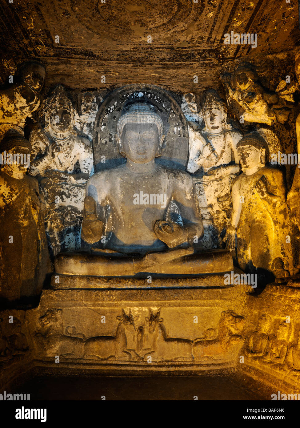 Buddha statue ajanta caves hi-res stock photography and images - Alamy