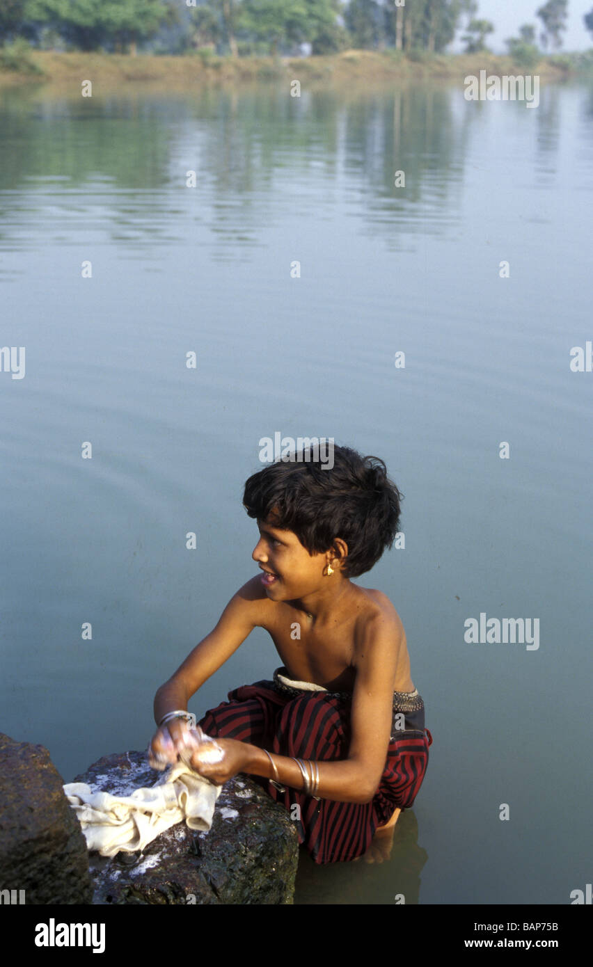 Save money washing up hi-res stock photography and images - Alamy