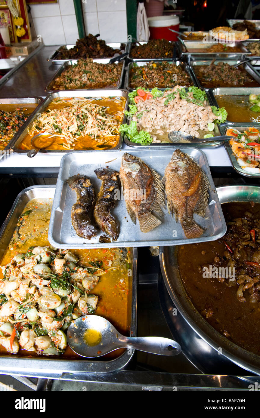 Streetside market hi-res stock photography and images - Alamy