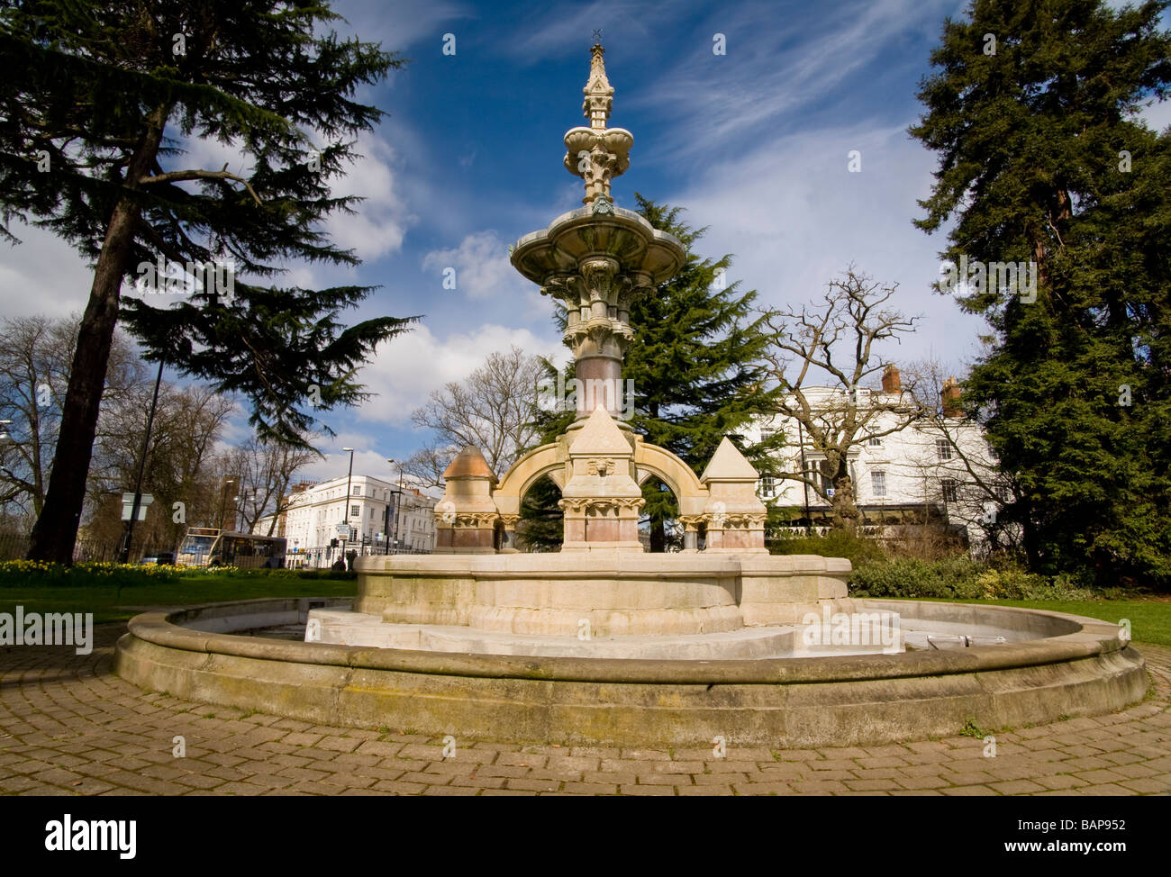 Hitchman Memorial Fountain, Jephson Gardens, Leamington Spa Stock Photo ...
