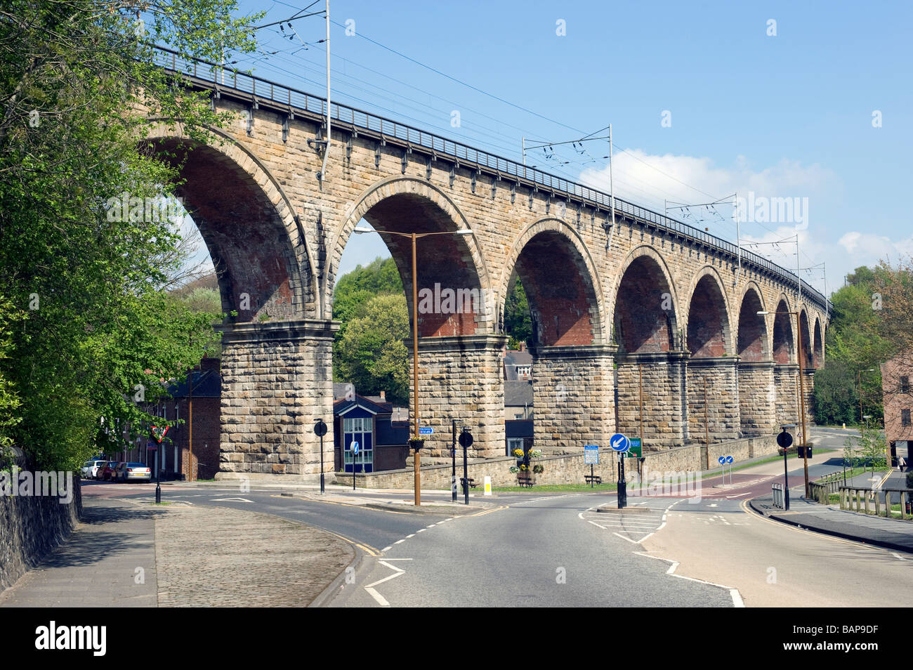 Durham railway station hi-res stock photography and images - Alamy
