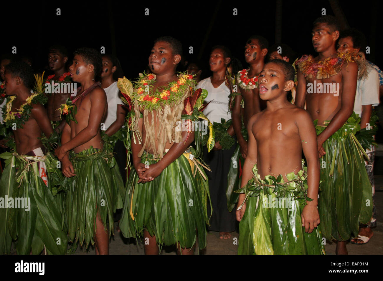 Fijian dancing ceremony Stock Photo - Alamy