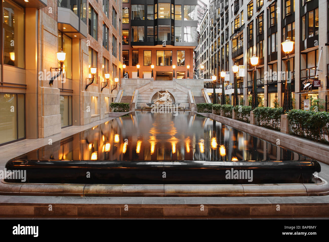 International trade centre hi-res stock photography and images - Alamy