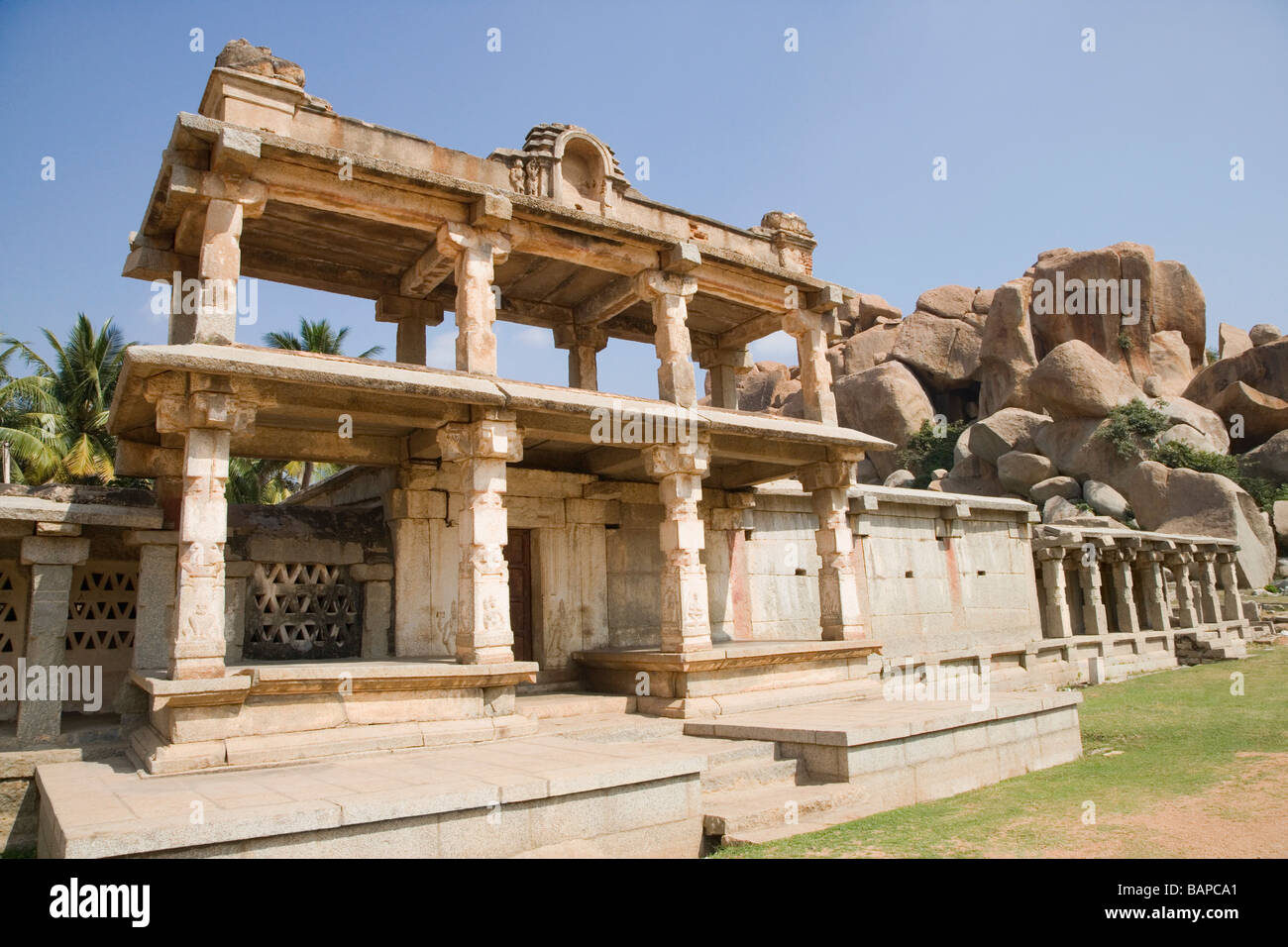 Old ruins of a building, Hampi, Karnataka, India Stock Photo - Alamy