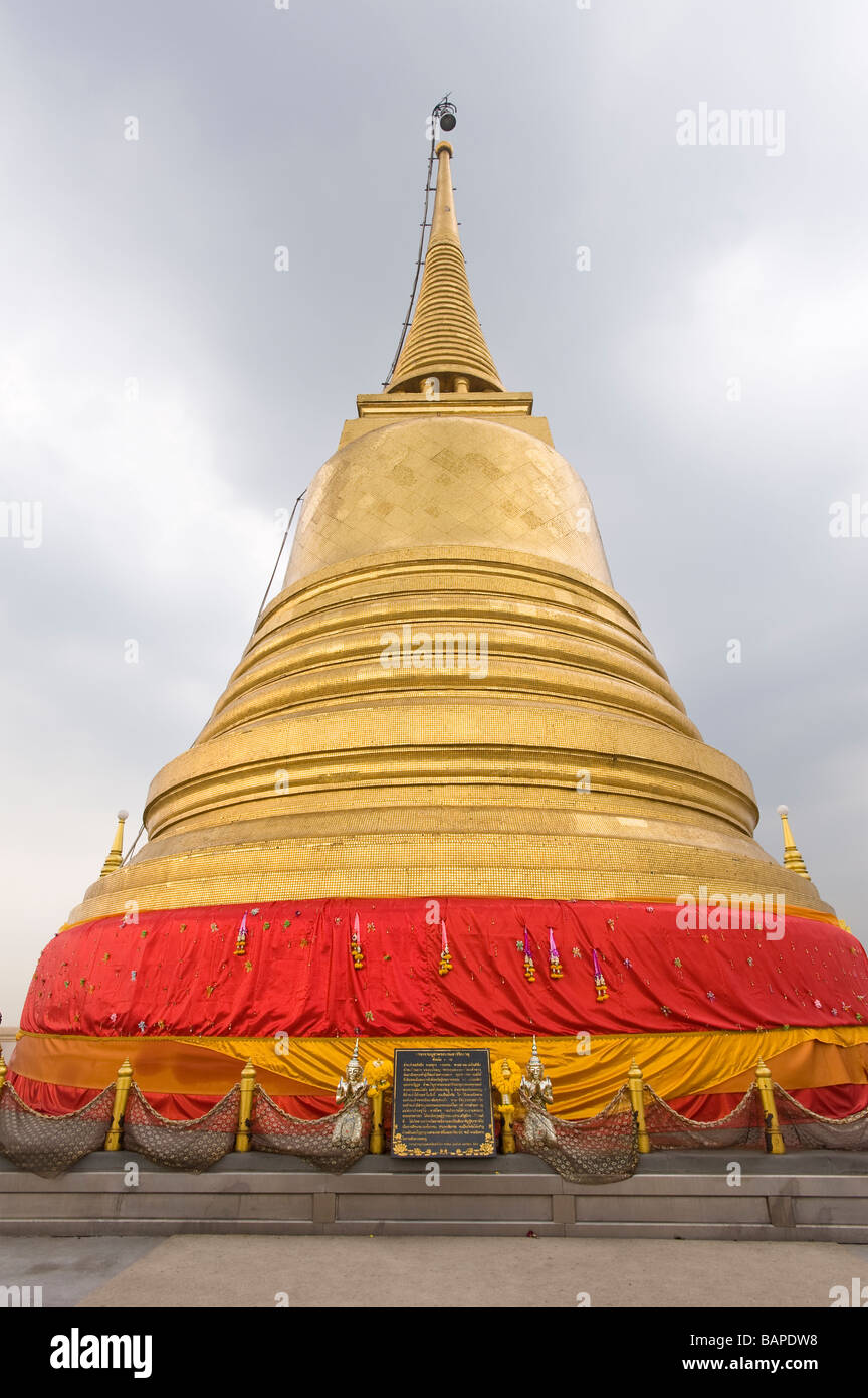 The Stupa at the top of the Golden Mount, Wat Saket. Bangkok, Thailand Stock Photo - Alamy