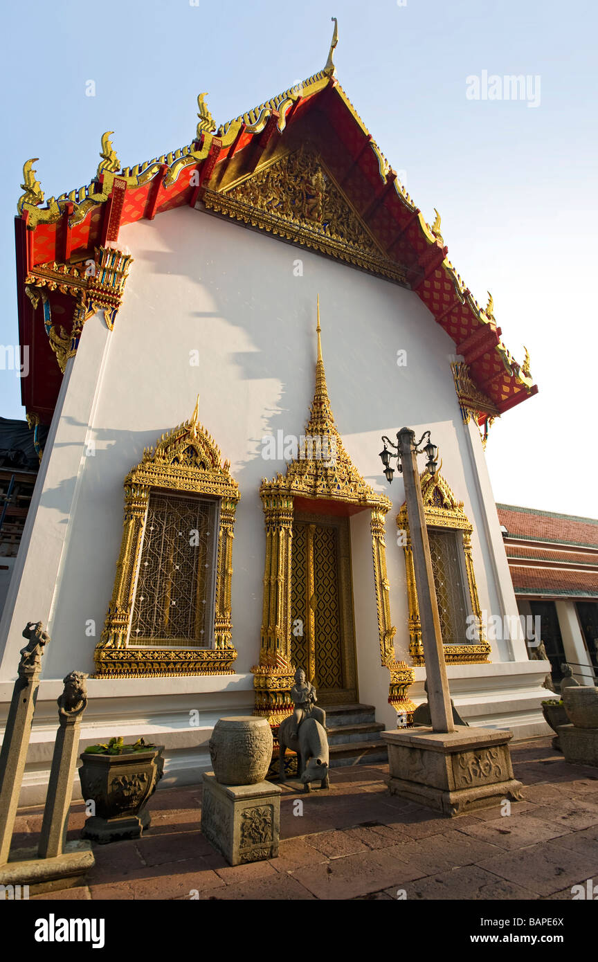 Wat Pho or Temple of the Reclining Buddha, Bangkok, Thailand Stock ...