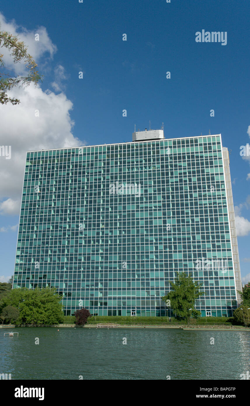 Eur district in rome hi-res stock photography and images - Alamy