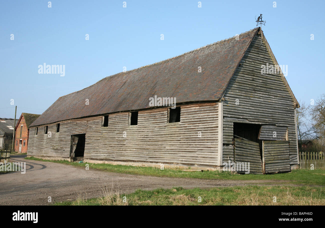 Elizabethan barn hi-res stock photography and images - Alamy