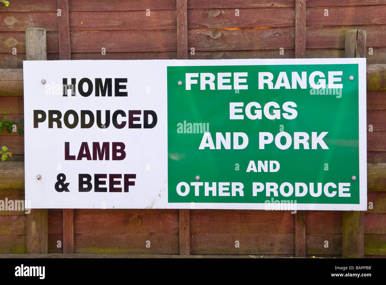 Eggs for sale signs hi-res stock photography and images - Alamy