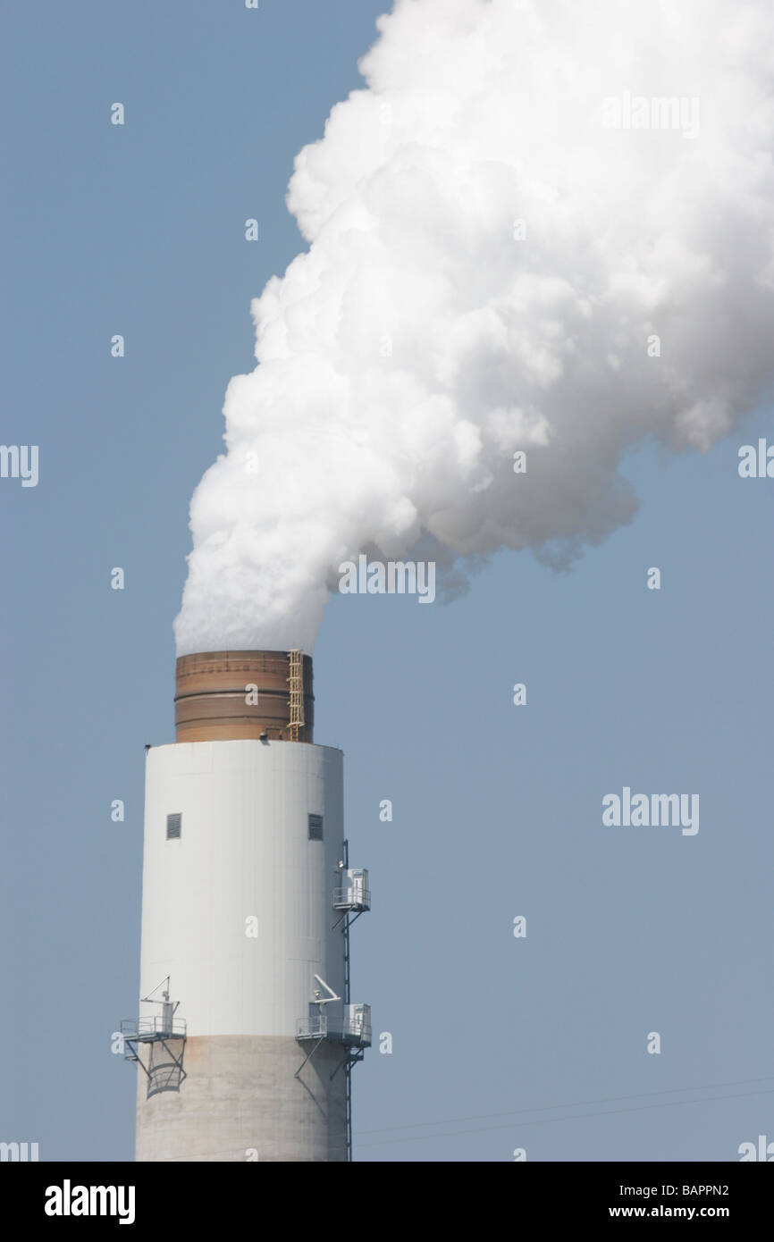 Coal-fired Power Plant smoke stack emitting greenhouse gases. Dutch Gap ...