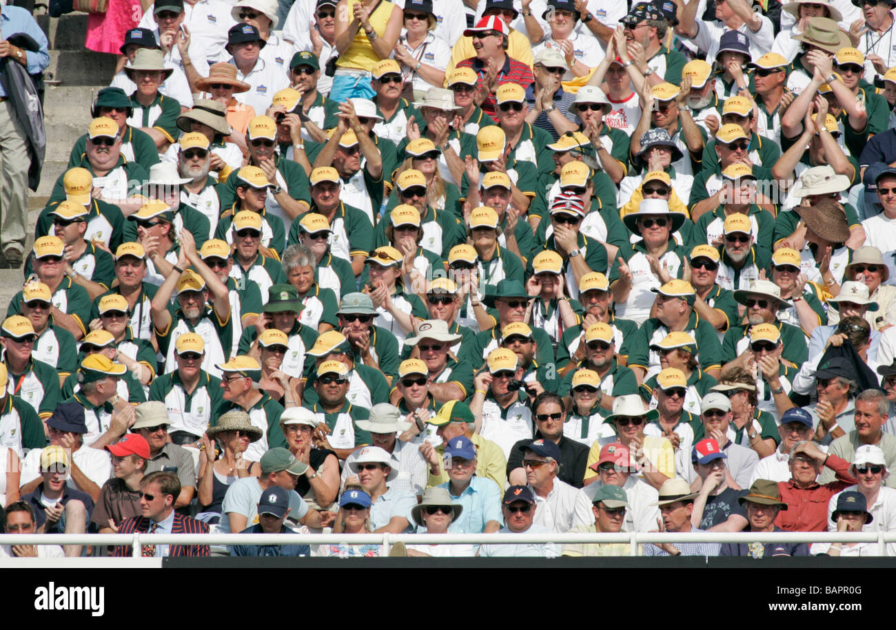 Sport cricket fans watching spectating hi-res stock photography and ...
