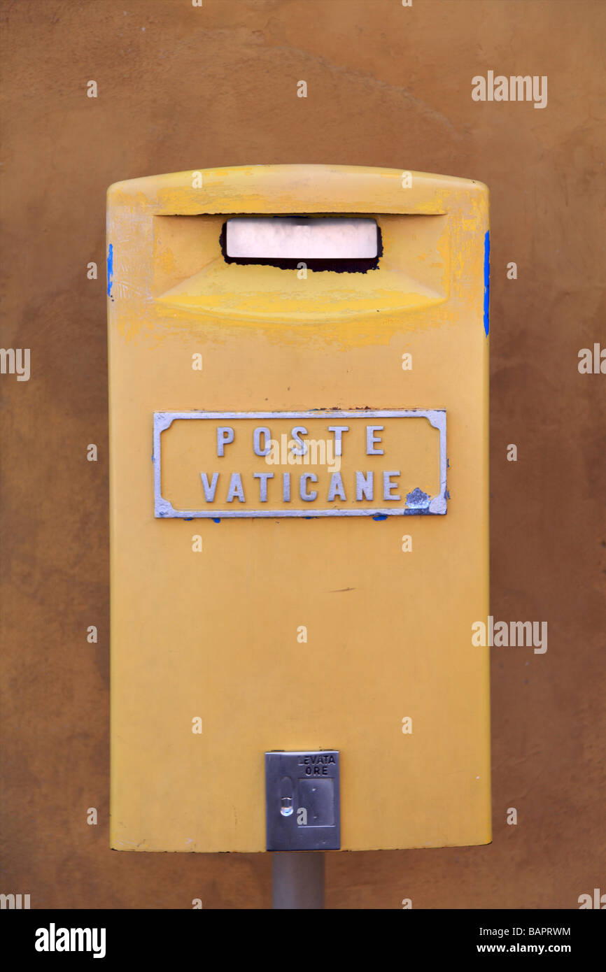 Vatican post box hi-res stock photography and images - Alamy