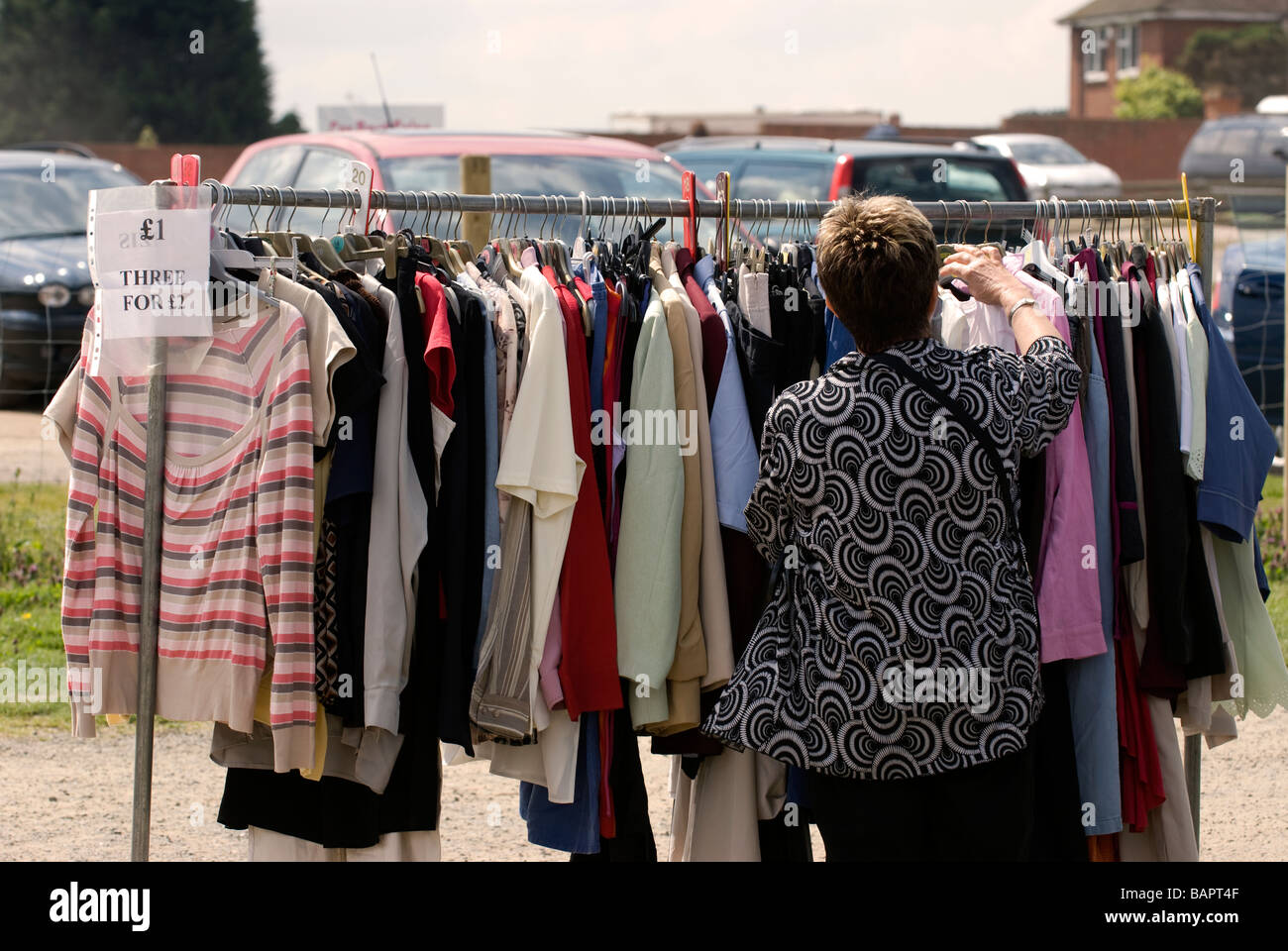 Car boot sale and clothes uk hi-res stock photography and images - Alamy