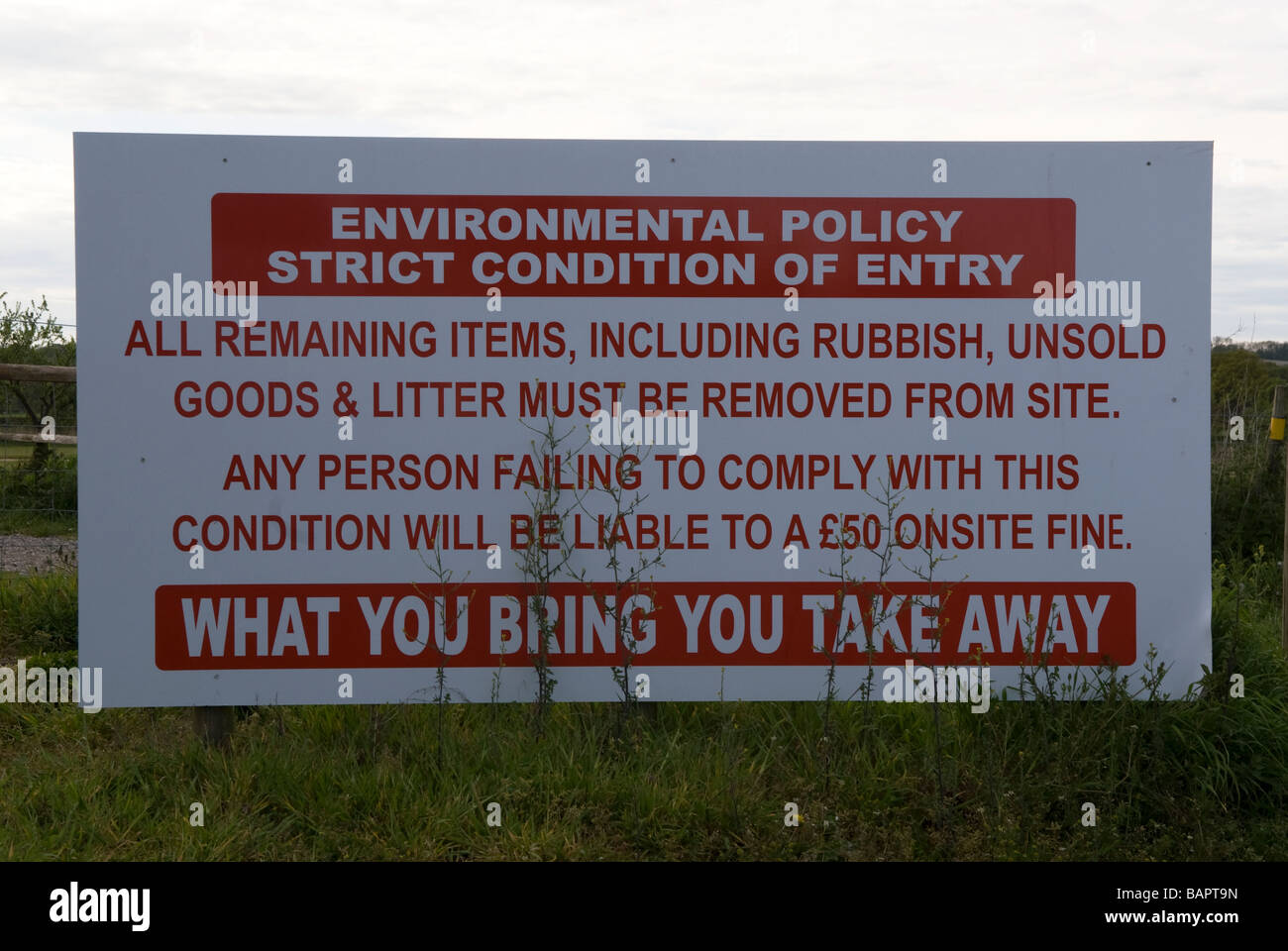 Car boot sale sign hi-res stock photography and images - Alamy